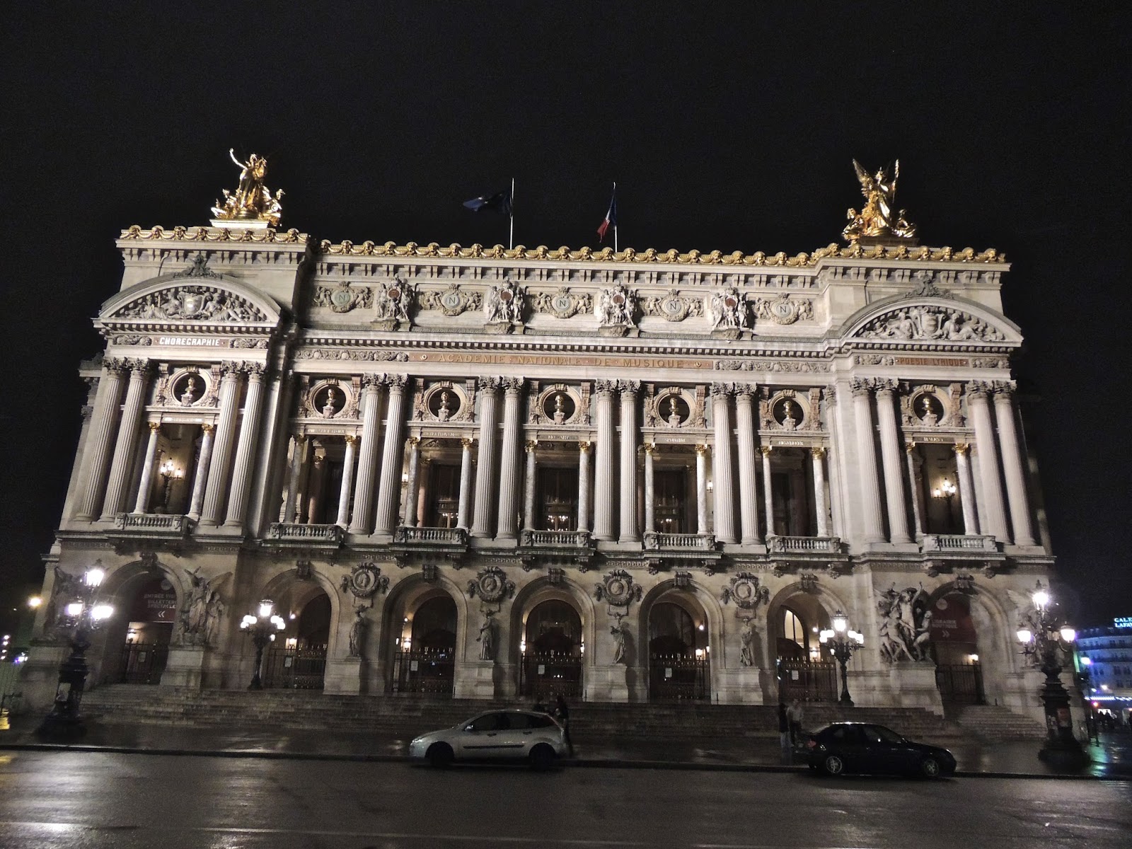 Viva la Voyage: A night at the Opera in Paris