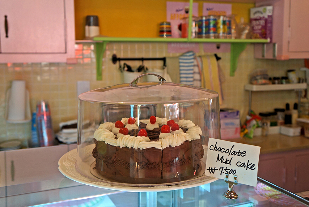 Dinga Cake House. - Theheyheyhey