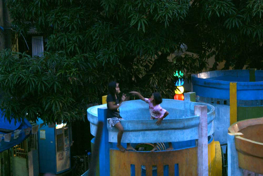 Unsupervised Children's Parkour at Delpan Playground!