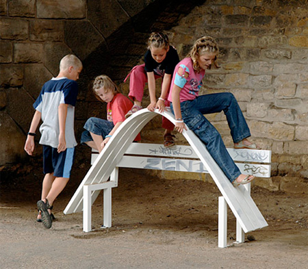 Creative Park Benches - World full of Art