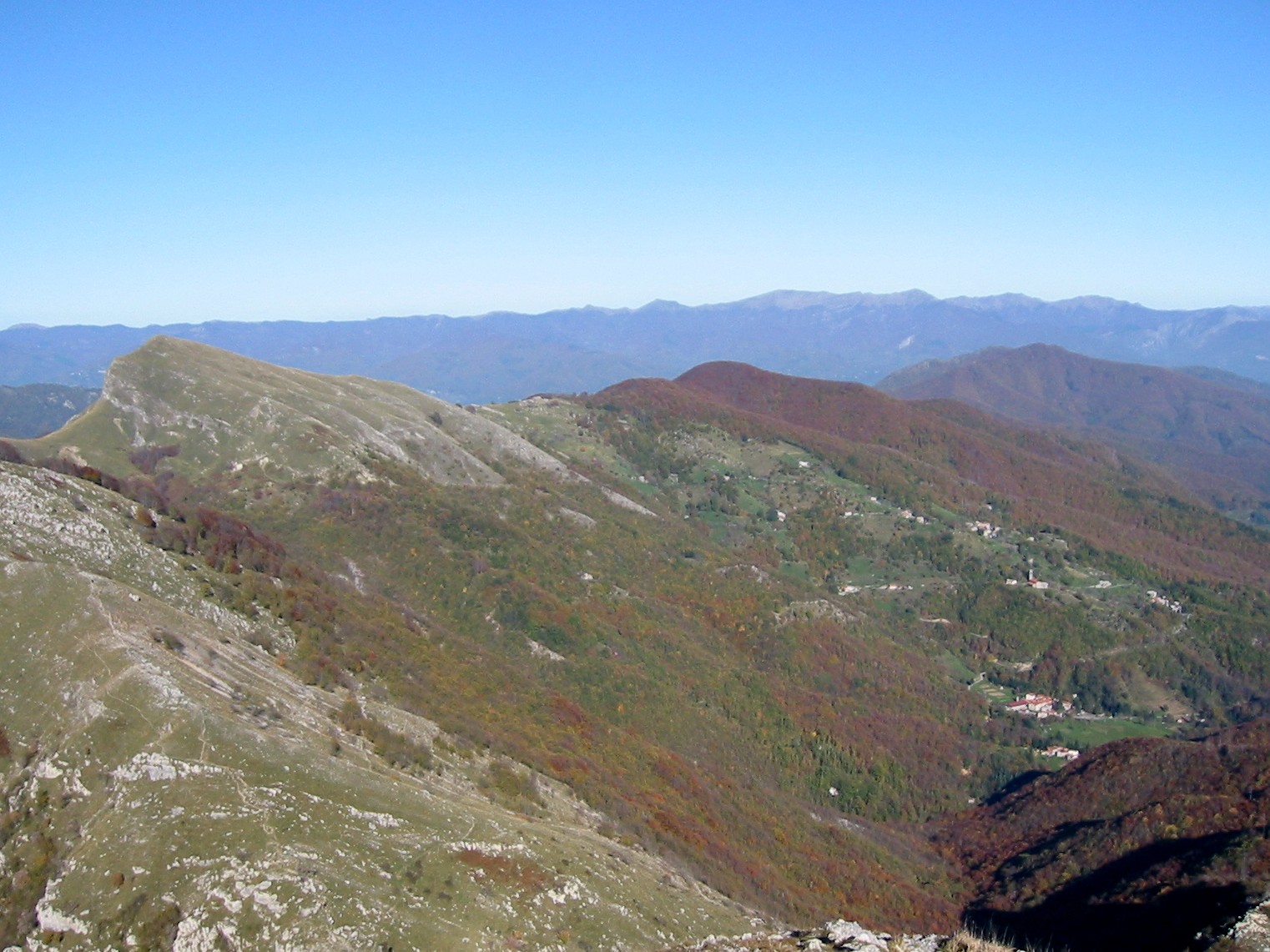 50 Hikes In and Around Tuscany: Hikes of the Alpi Apuane