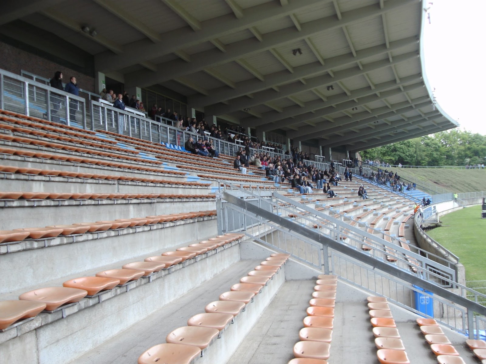 Extreme Football Tourism: WEST GERMANY: Bonner SC
