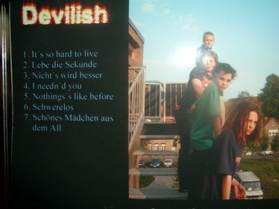 Tokio Hotel Donwload: Devilish álbum - 2003 | Durch Ihre Seite | BK 89