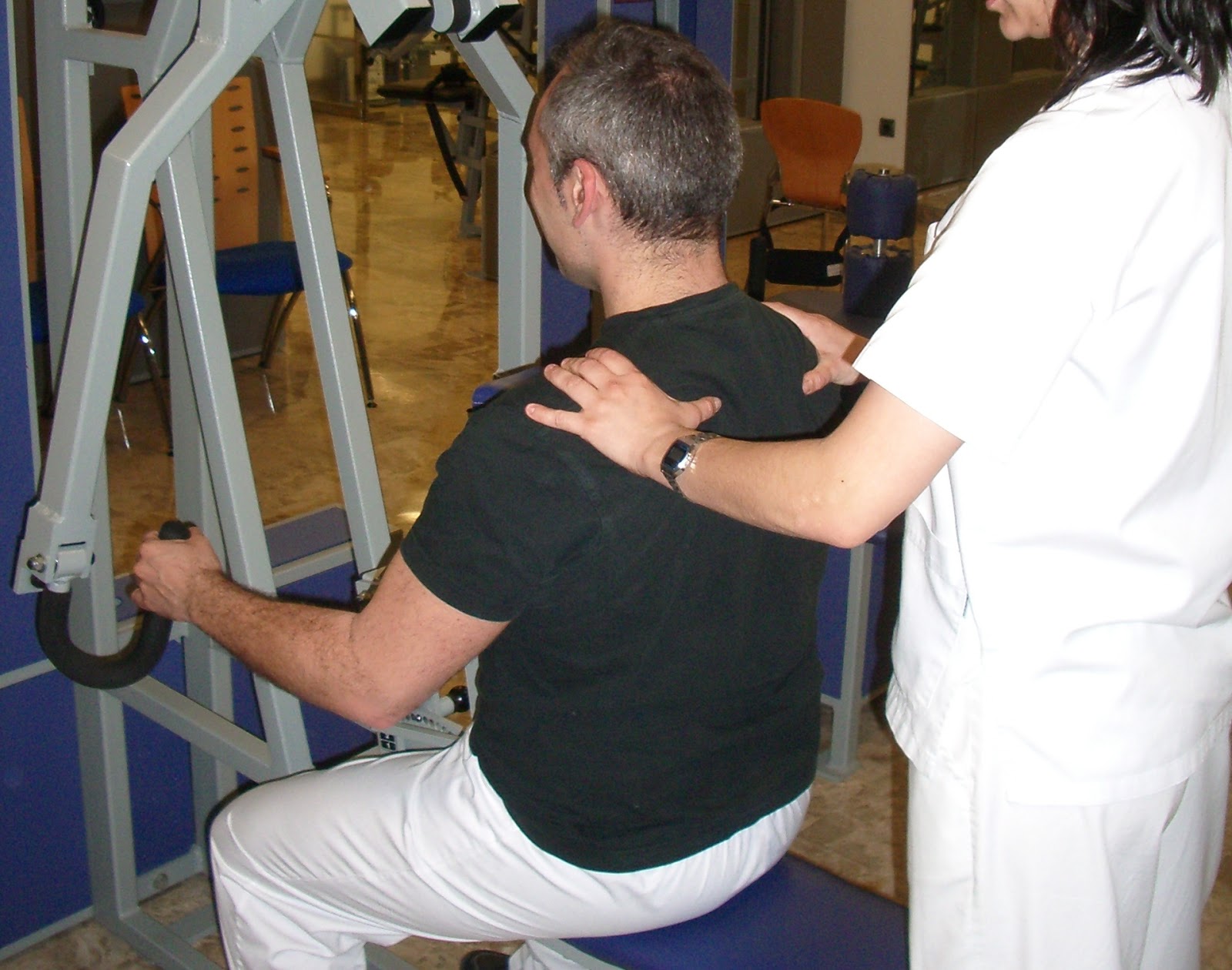 Instituto de Columna de Alicante: Entrenamiento terapéutico en lesiones ...