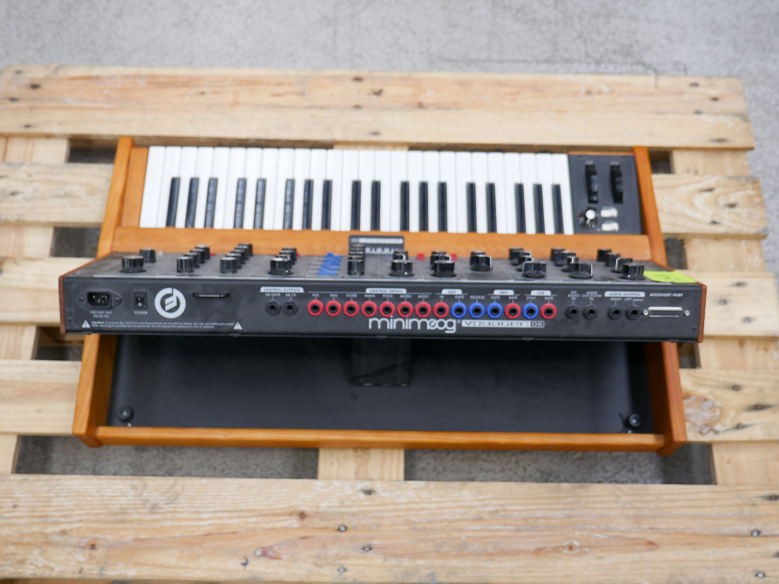 MATRIXSYNTH: Mini Moog Voyager OS Owned By Two Door Cinema Club