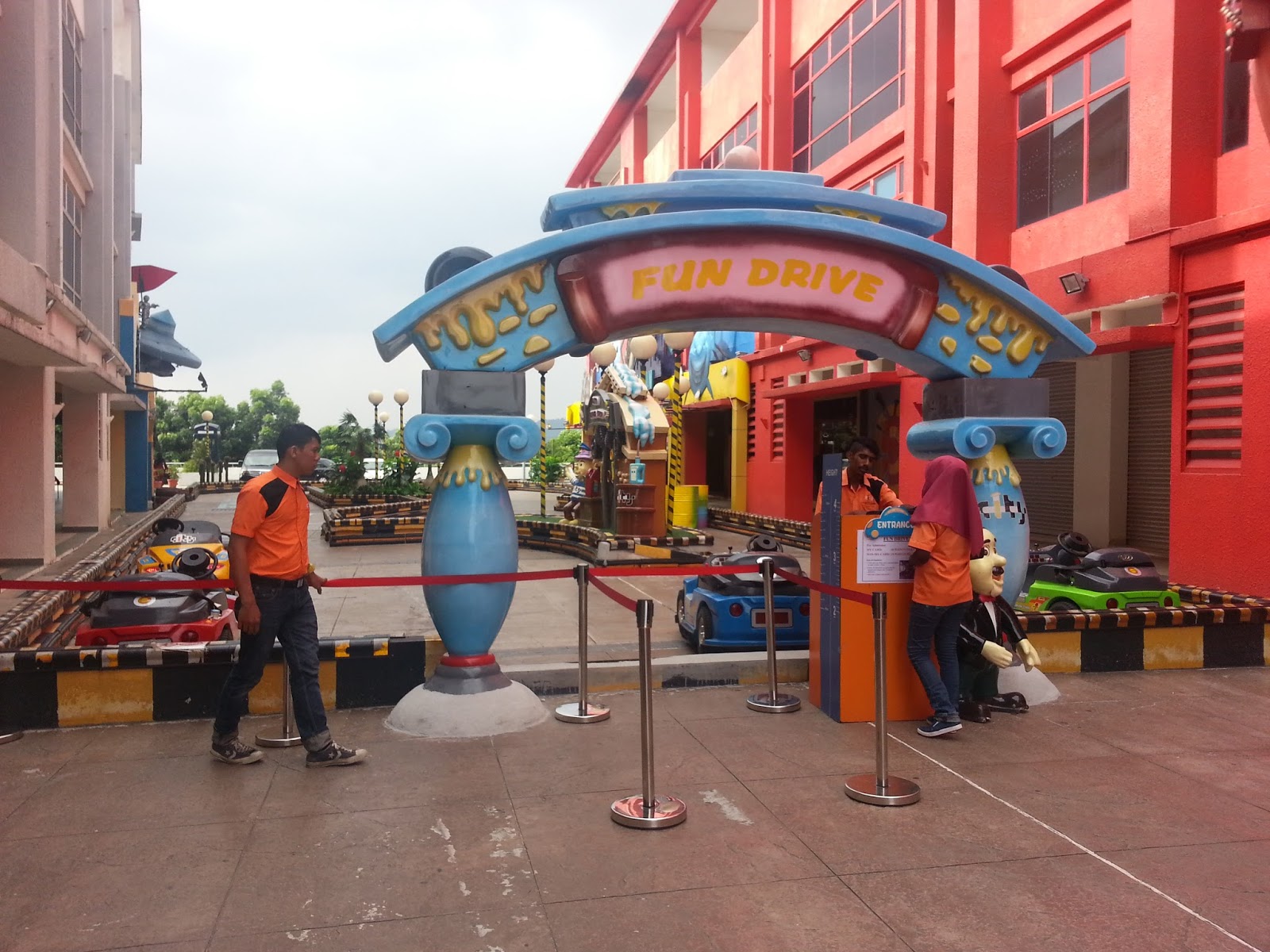 My freedom time's Diary: Fun in I-city Theme Park