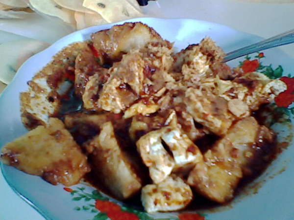 Kuningan Kampung Halaman Ku: Hucap Kuningan dan Ketempling