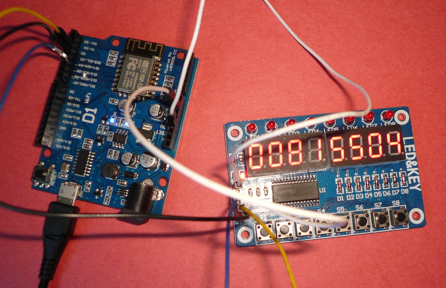 Électronique en amateur: ESP8266 / ESP32 et afficheur à base de TM1638