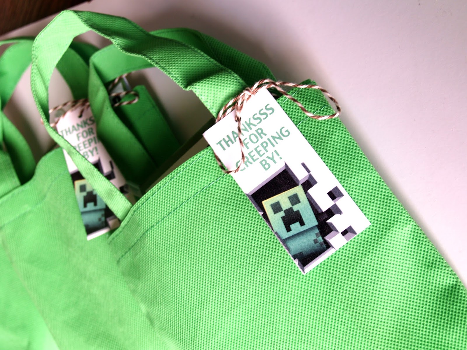 Jessica Kenenske: Minecraft Party {with free printables}