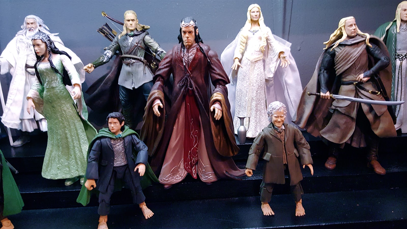 The Outer Heaven: The Lord of the Rings Display