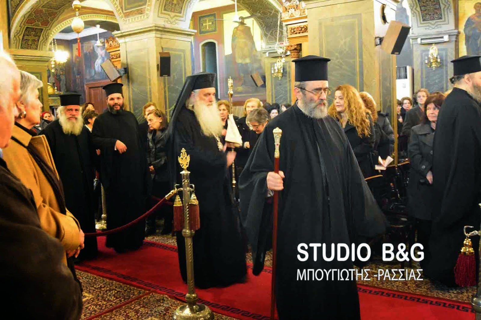Άγιοι και Εκκλησία: Η ΑΚΟΛΟΥΘΙΑ ΤΟΥ ΑΚΑΘΙΣΤΟΥ YΜΝΟΥ ΣΤOΝ ΚΑΘΕΔΡΙΚΟ ΝΑΟ ...