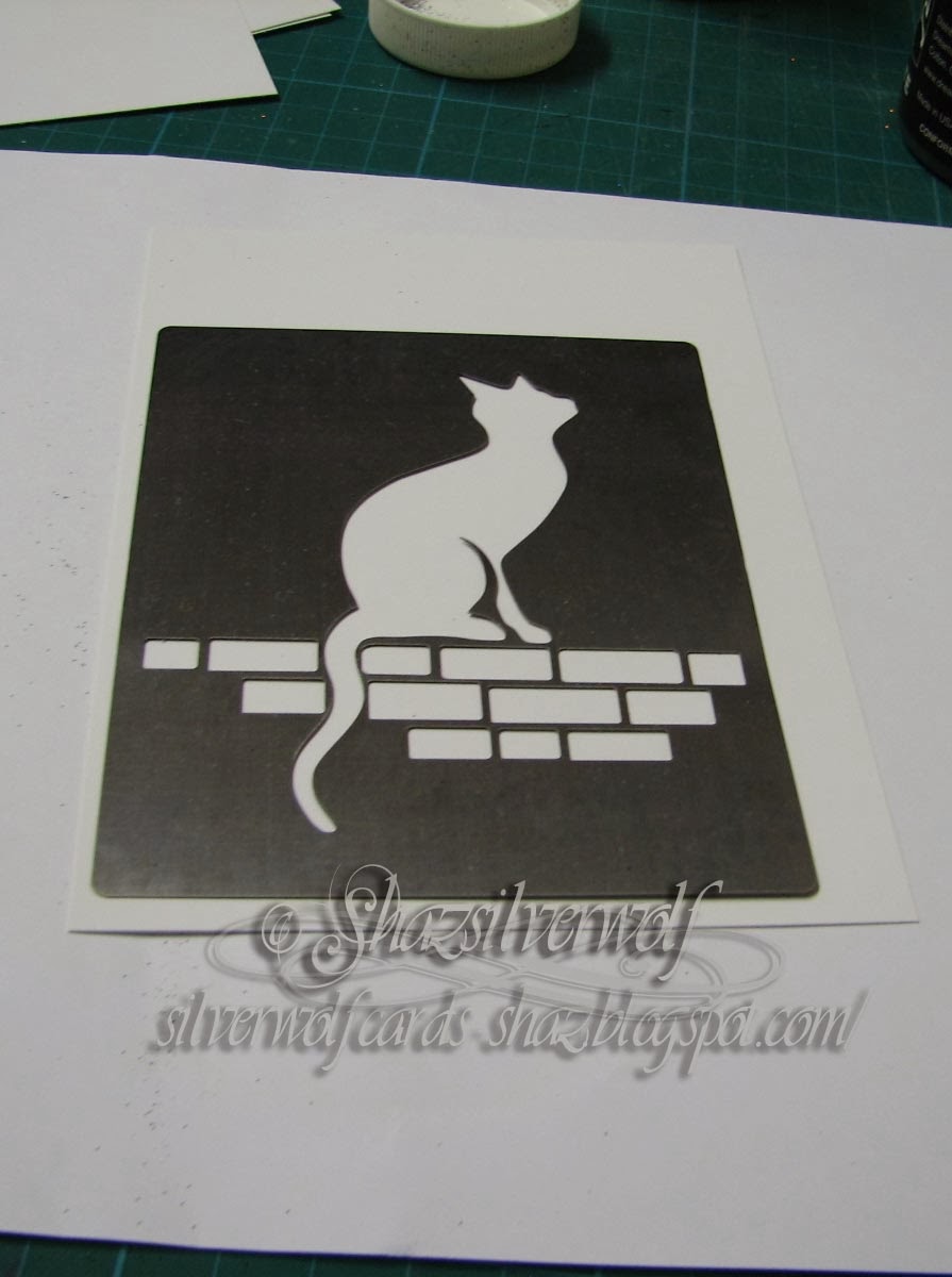 Silverwolf Cards: Glitter cats & embossing paste
