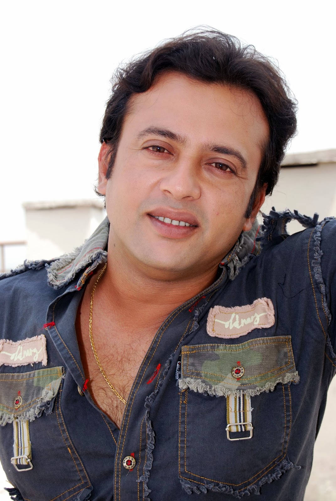 Celebrity Photo: Riaz
