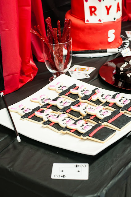 Livin' Life With Style : Creating a Magic Theme Birthday Party!