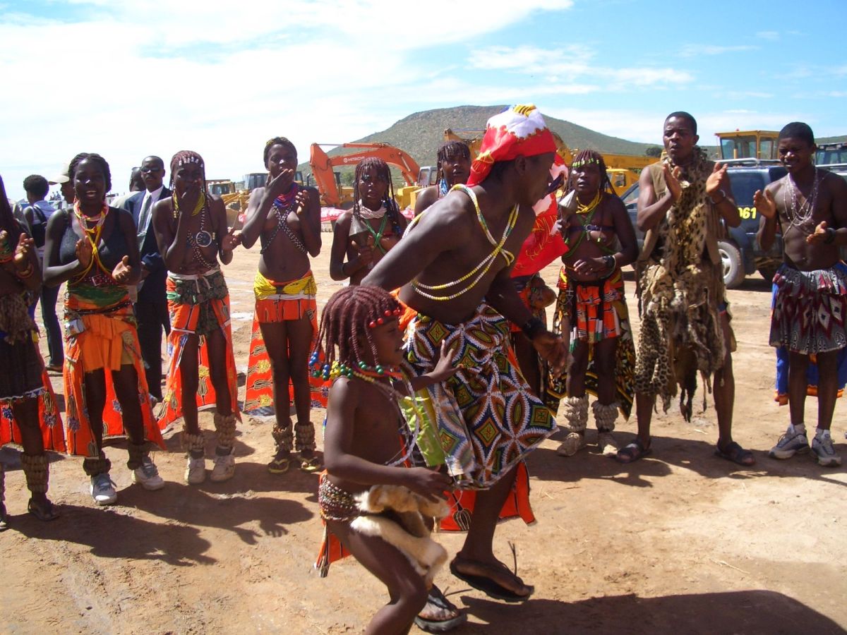 Angola Um Pequeno Mundo Cultura