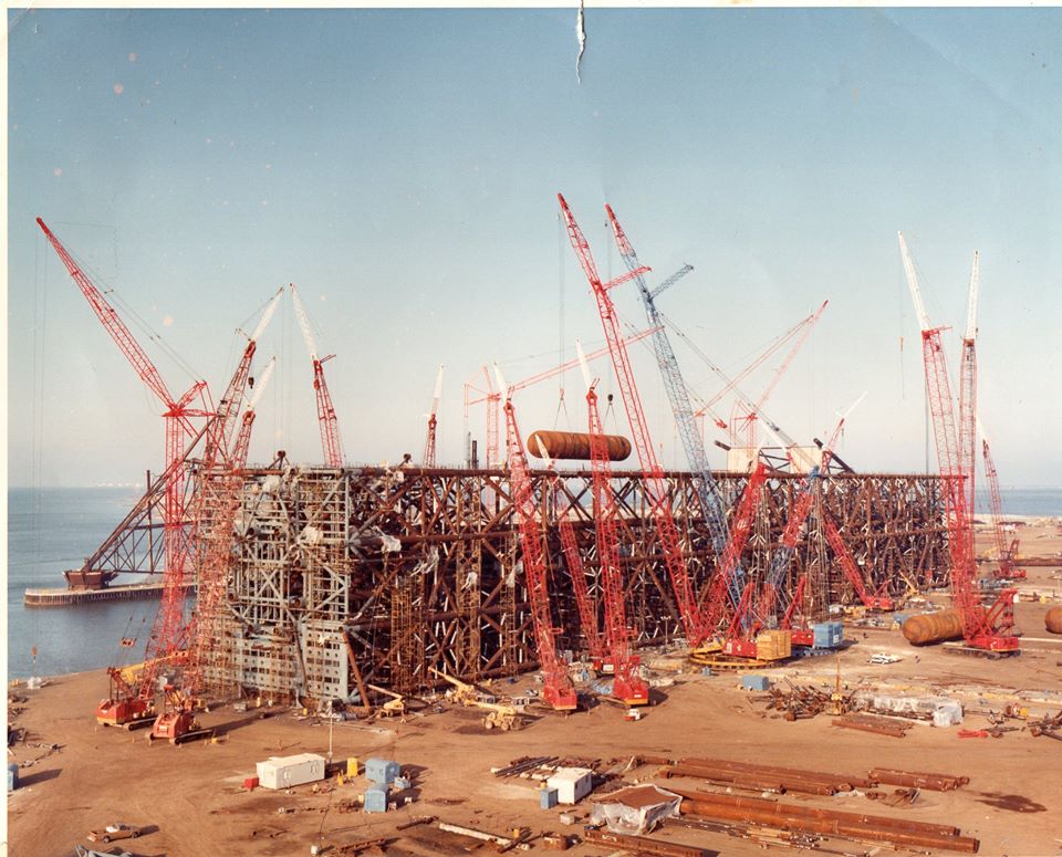 Industrial History: Building and installing offshore oil platforms