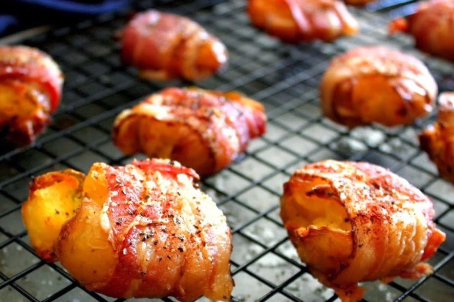 Hanneica's Kitchen: Bacon Smashed Potato Poppers