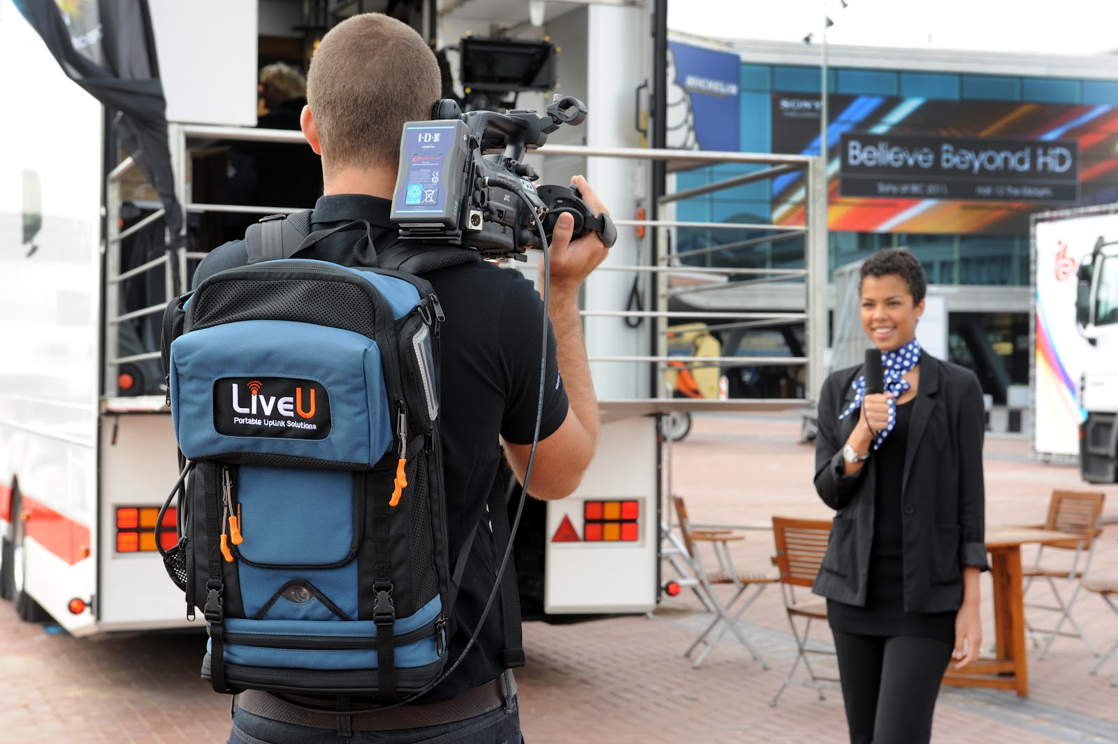 Teknologi Live Streaming dari Live-U BackPack | Pojok Spy