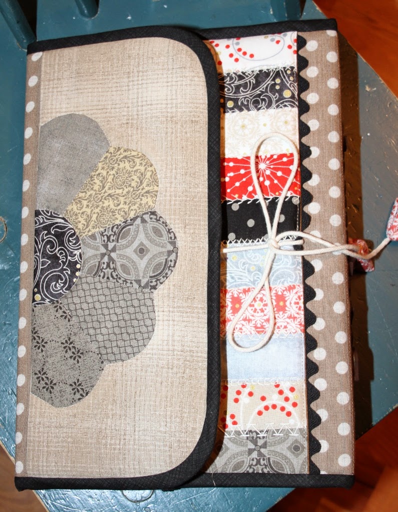 Piece by Piece: My sewing folder is finished!