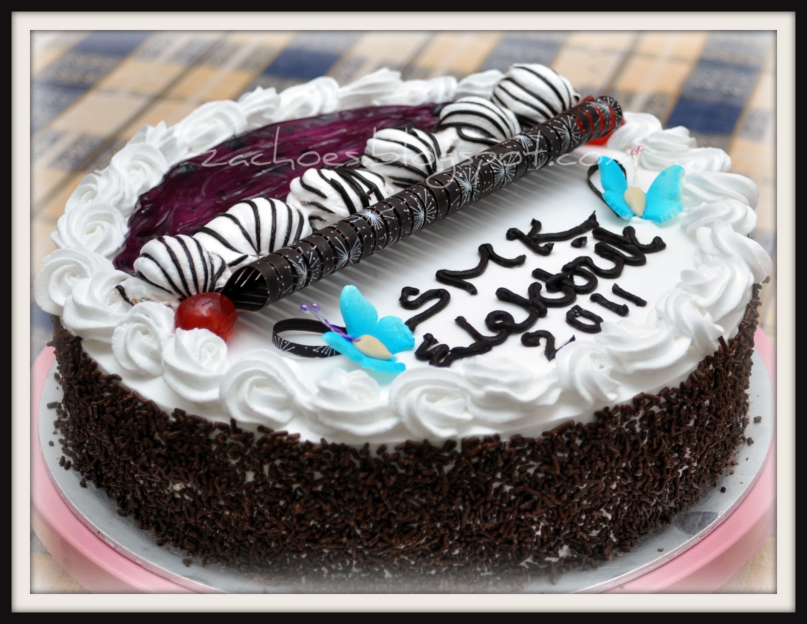 AkuZack: Deco dan Hiasan: Chocolate Moist Cake