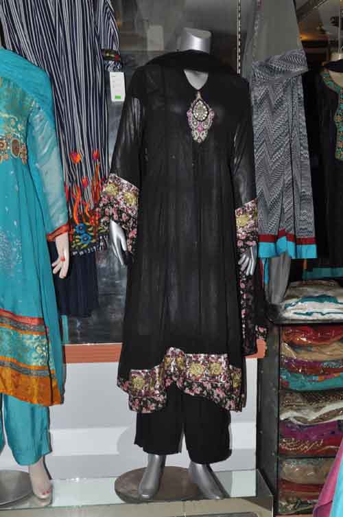 fashion and style: air line frock