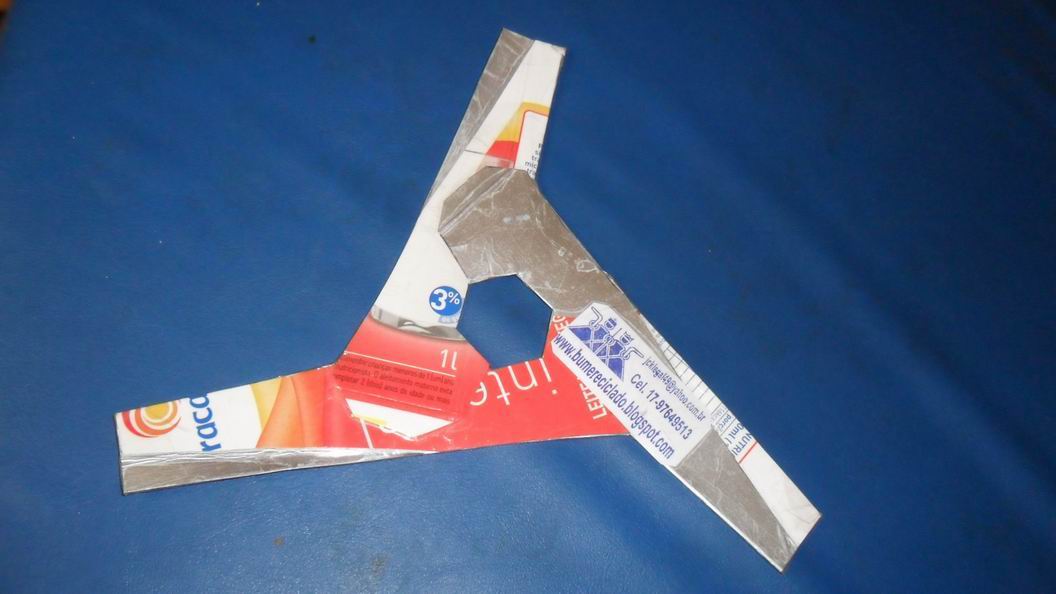 Bumerangue de Papel: Modelos atuais de bumerangue de papel