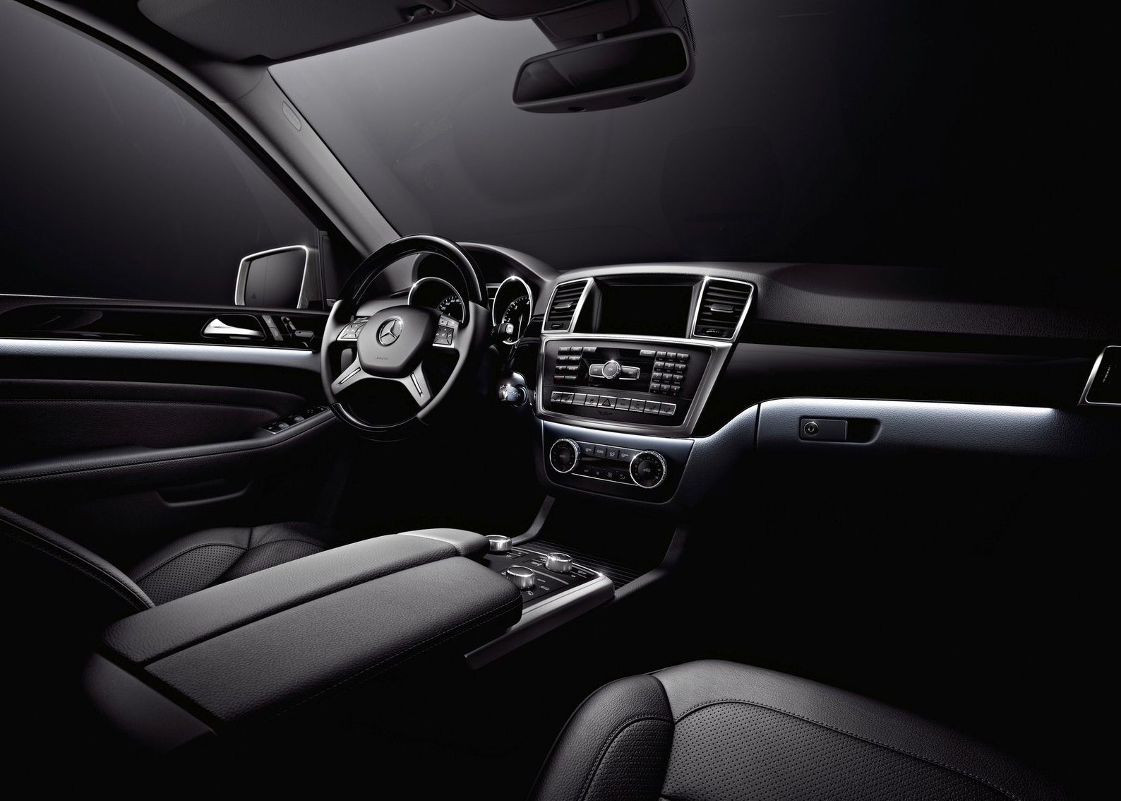 ENSAIO: Mercedes-Benz ML 250 CDI BlueEFFICIENCY | Portal do AUTOMÓVEL