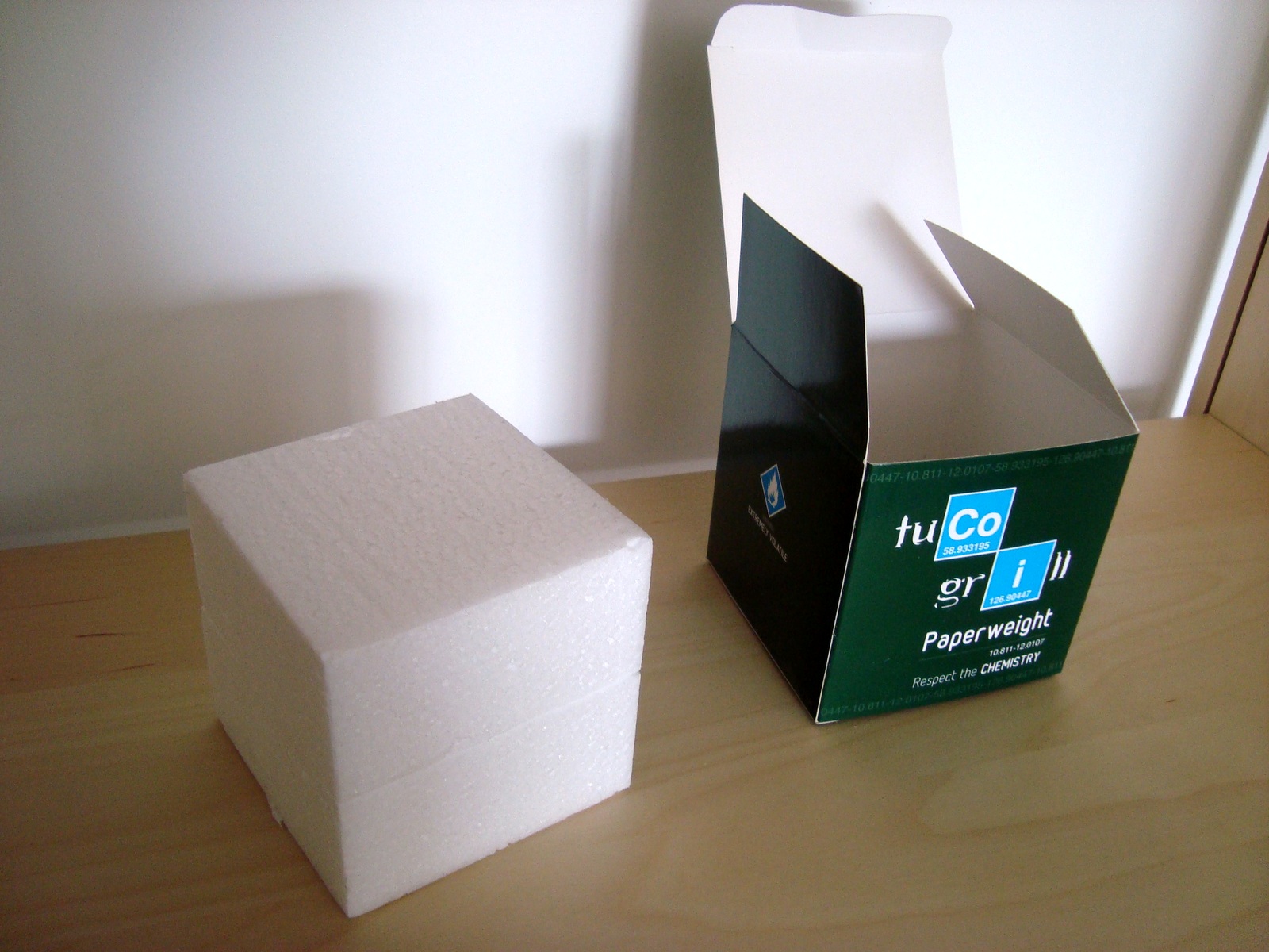 SUPER SHOGUN: TUCO'S GRILL PAPERWEIGHT BREAKING BAD - ODDCO