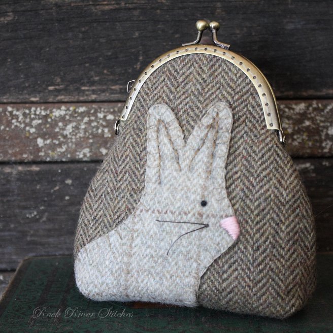 Rock River Stitches: New Primitive Coin Purses!