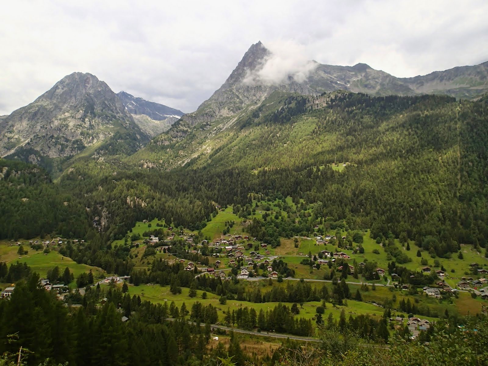 Dimanche 10 aout 201: Randonnée Le Buet/Col des Posettes(1987m)/Les ...