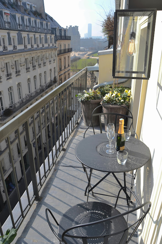 Inside is beautiful: Paris, les jolis balcons