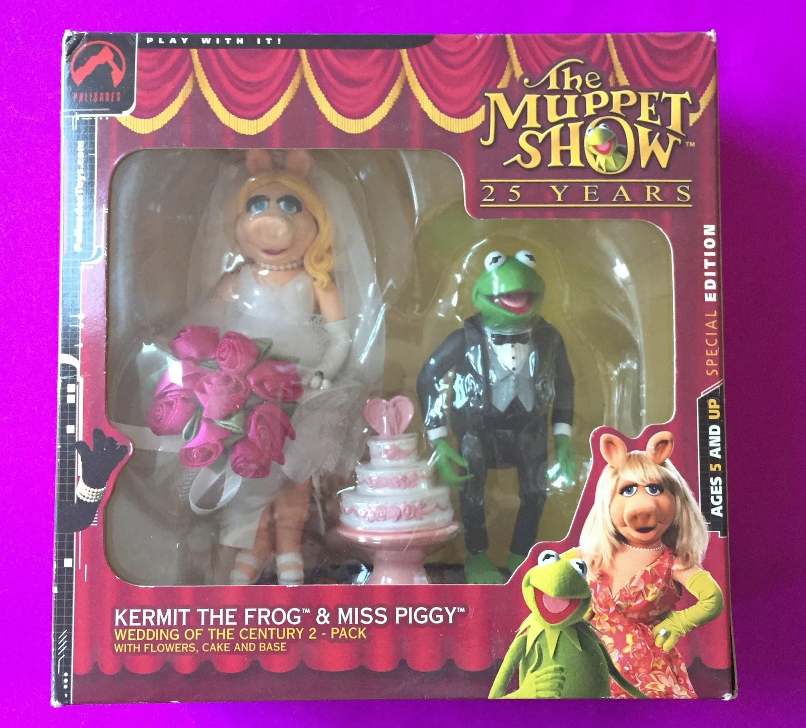 G.I. Jigsaw: The Rare Palisades Muppets Kermit and Miss Piggy Wedding Set