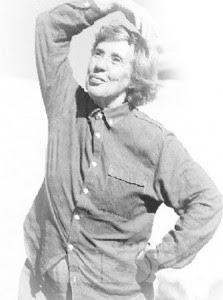 Feria del Libro "Levantando vuelos": ELSA WIEZELL - Poetisa del alma