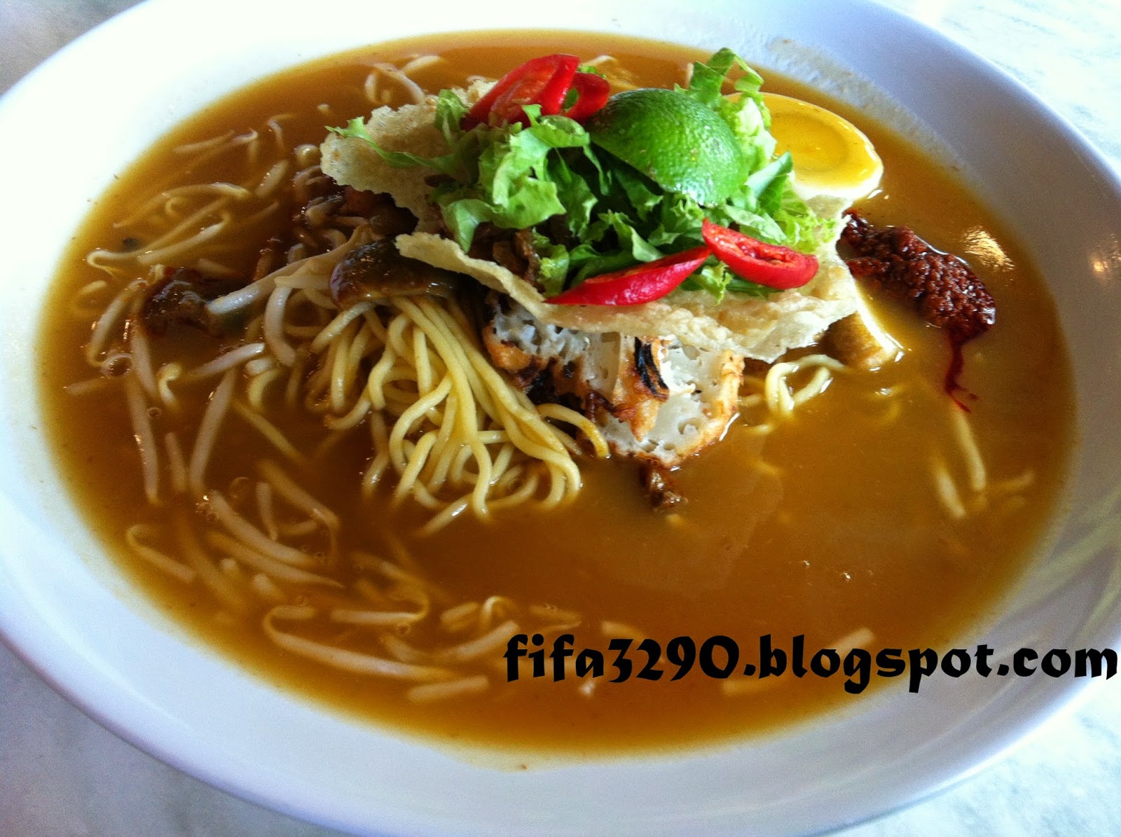 A Girl Like You ♛: Mee Jawa @ Publika