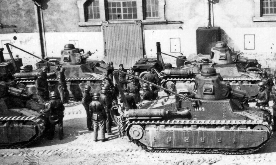 Tank Archives: Renault D1: FT on Steroids