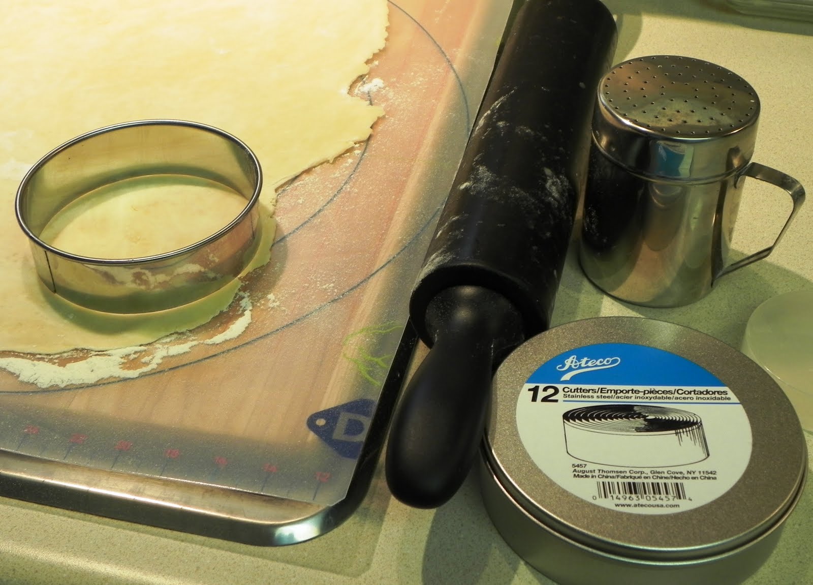 The Iowa Housewife: Pie Crust Tips