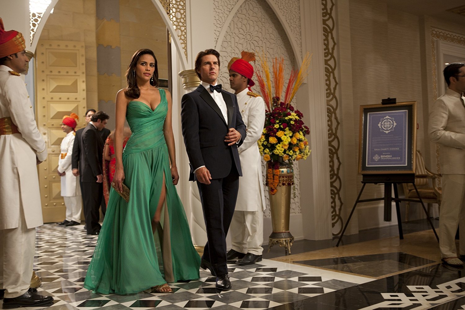 Movie Review: Mission: Impossible - Ghost Protocol (2011) | The Ace ...