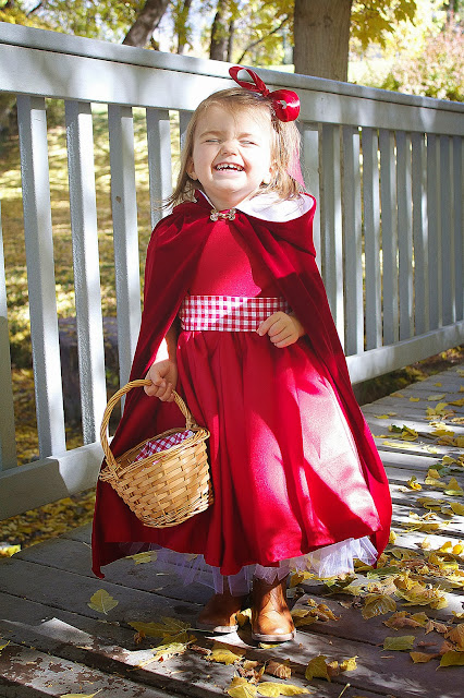 do it yourself divas: DIY: Little Red Riding Hood Costume/Cloak 2T-4T