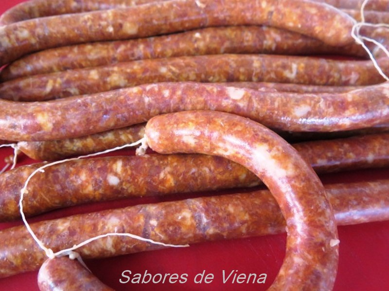 CHISTORRA CASERA O MEJOR DICHO: TXISTORRA