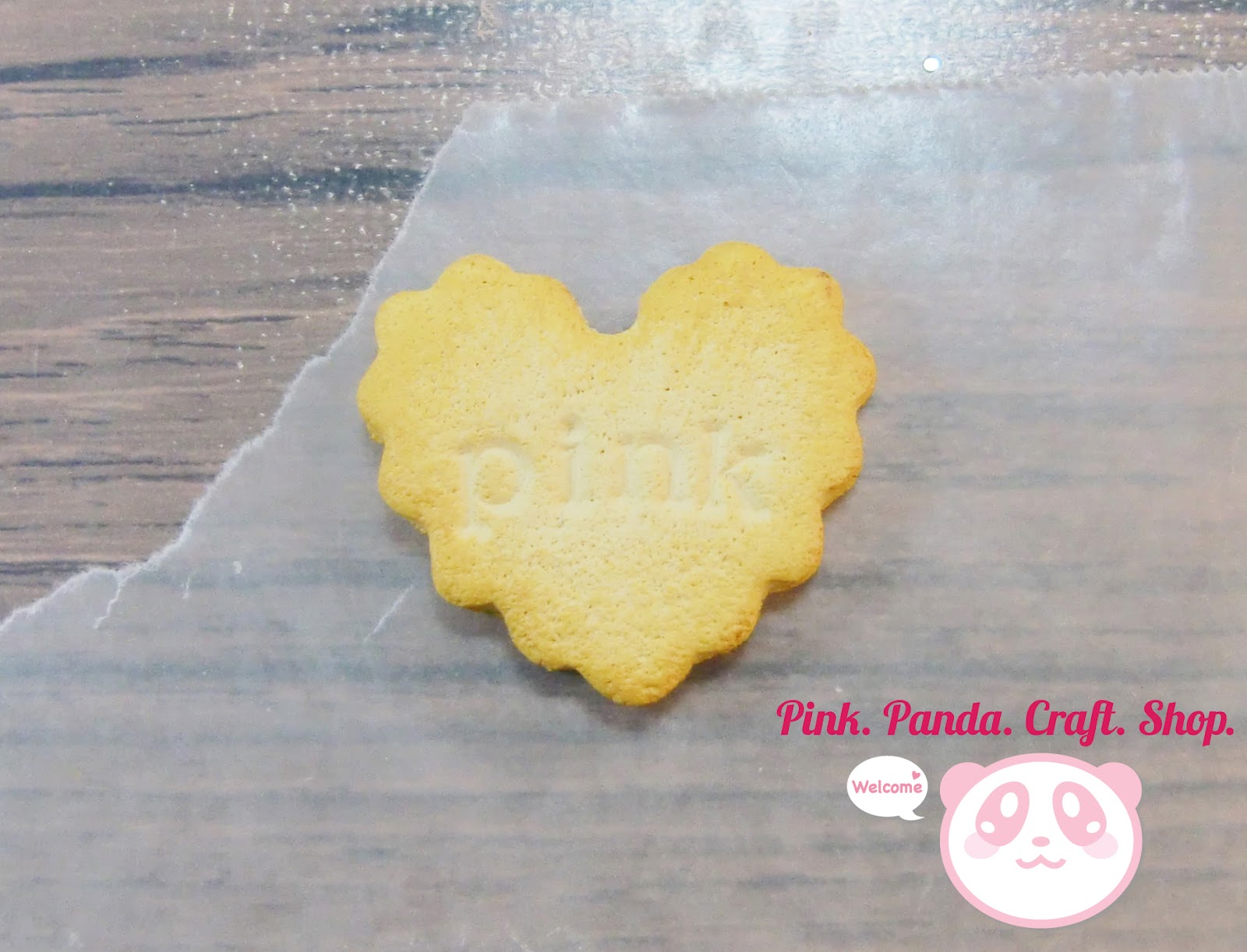 PinkPandaCraftShop: How to paint polymer clay bakery items~?