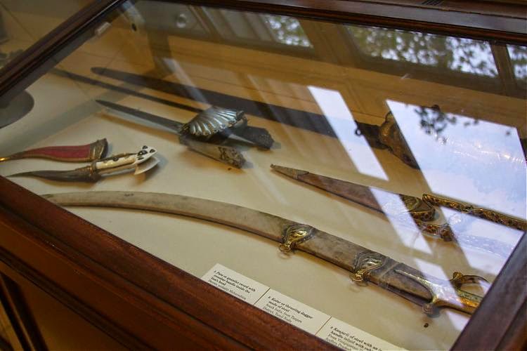 Mysore Tipu Sultan's Famous Sword - Navrang India