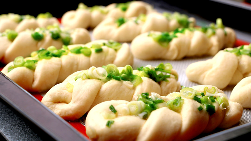 Josephine's Recipes : How To Make Chinese Bakery Style Ham and Onion ...