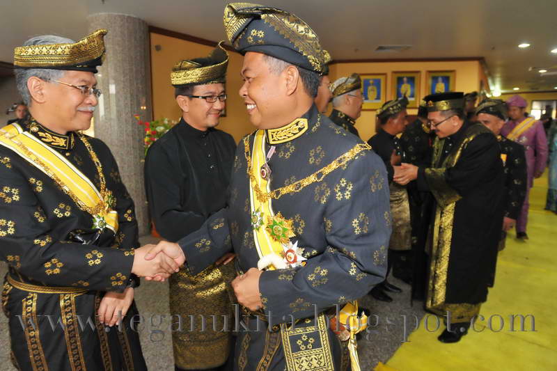 T E G A N U K I TA: Sultan Mizan berangkat ke Istiadat Pembukaan DUN ...