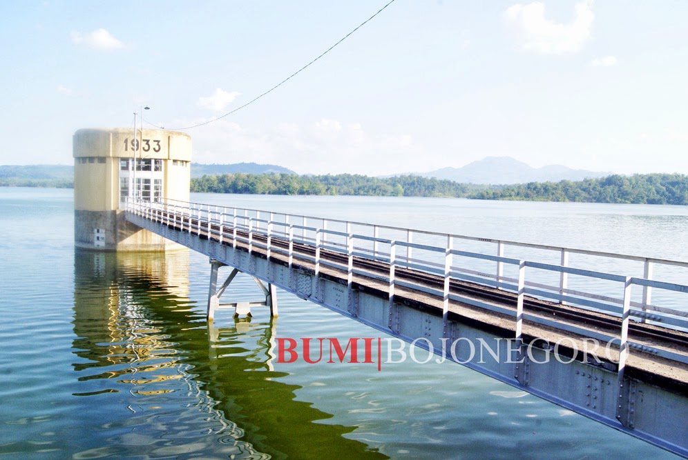 Waduk Pacal - Lely Chusna