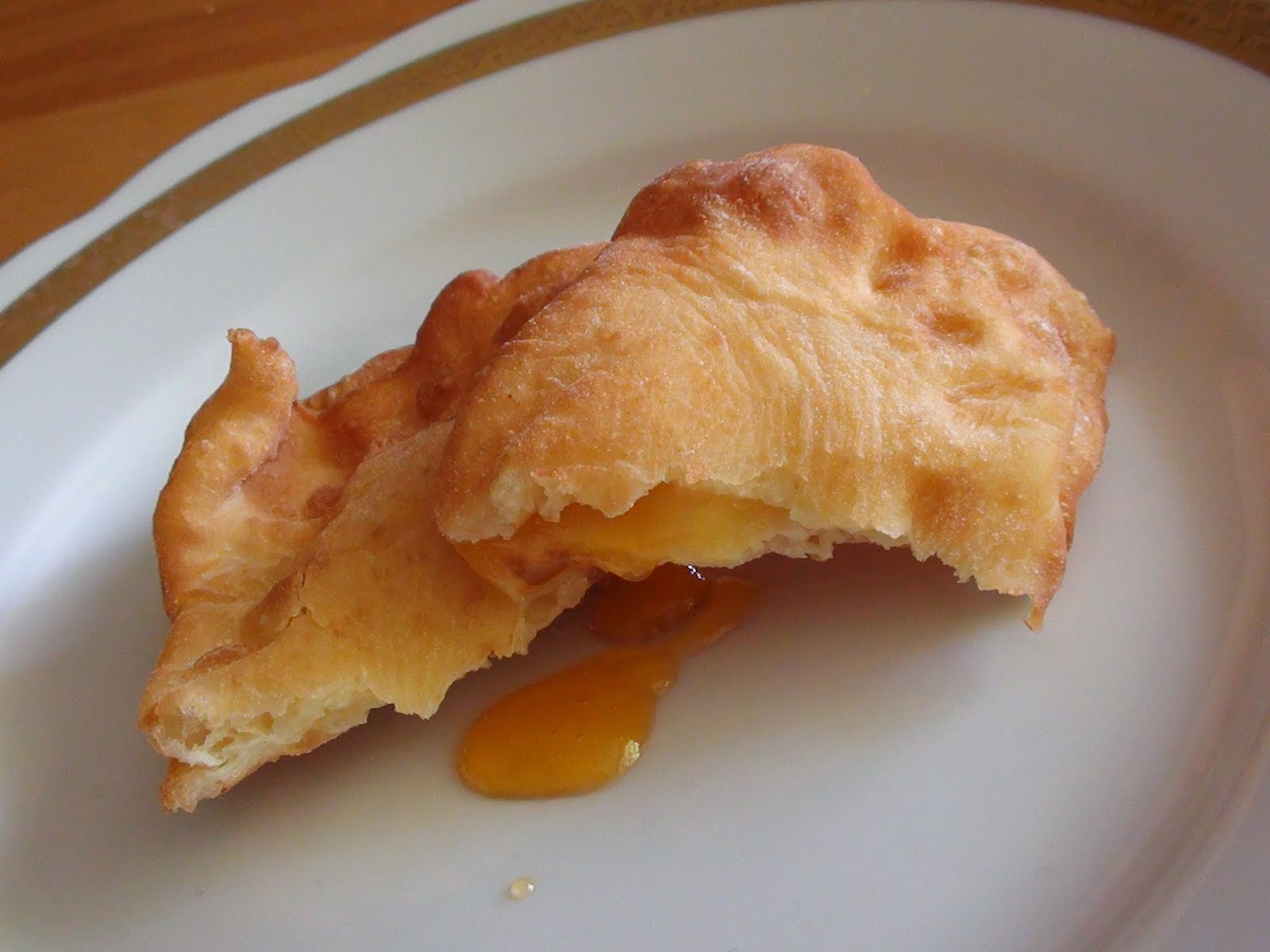 zsuzsa is in the kitchen: KRAUT STRUDLI - SVÁB STRUDLI