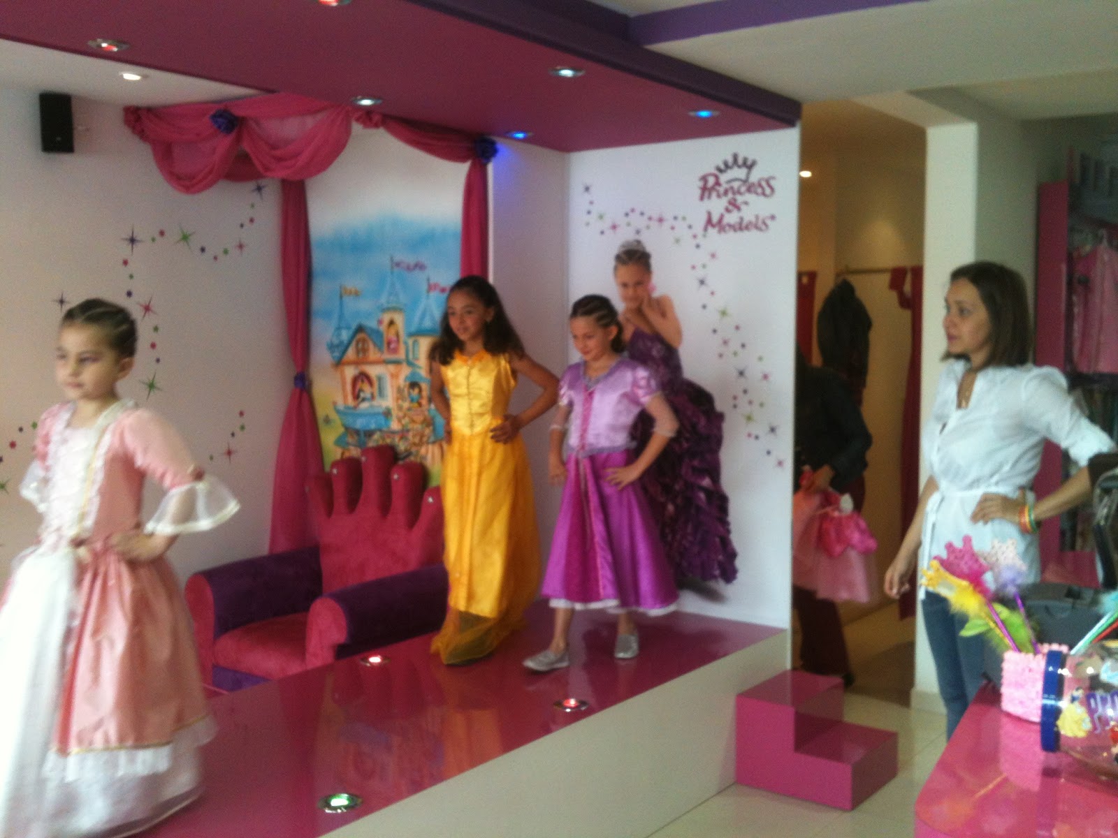 .: Princess & Models, un nueva manera de diversión