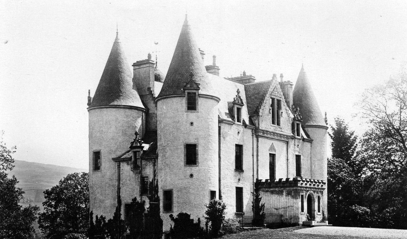 Tour Scotland: Old Photograph Derculich House Scotland