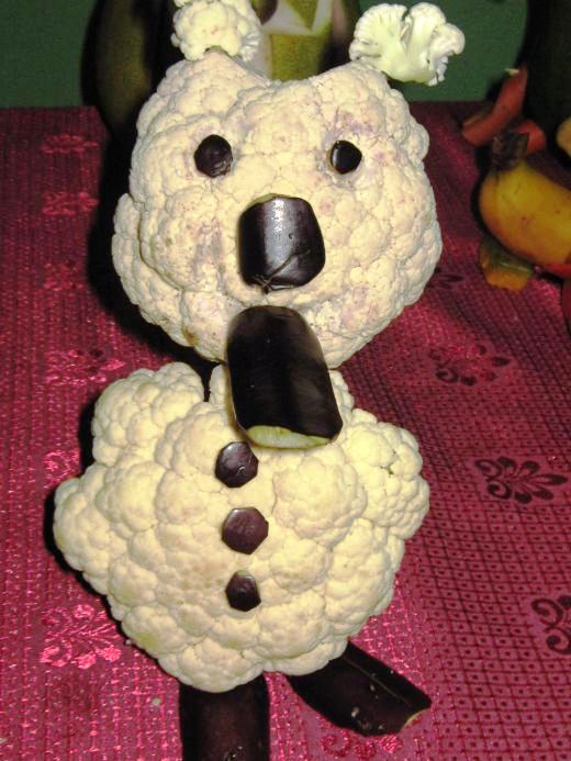 Cute cauliflower carving ~ projects art craft ideas
