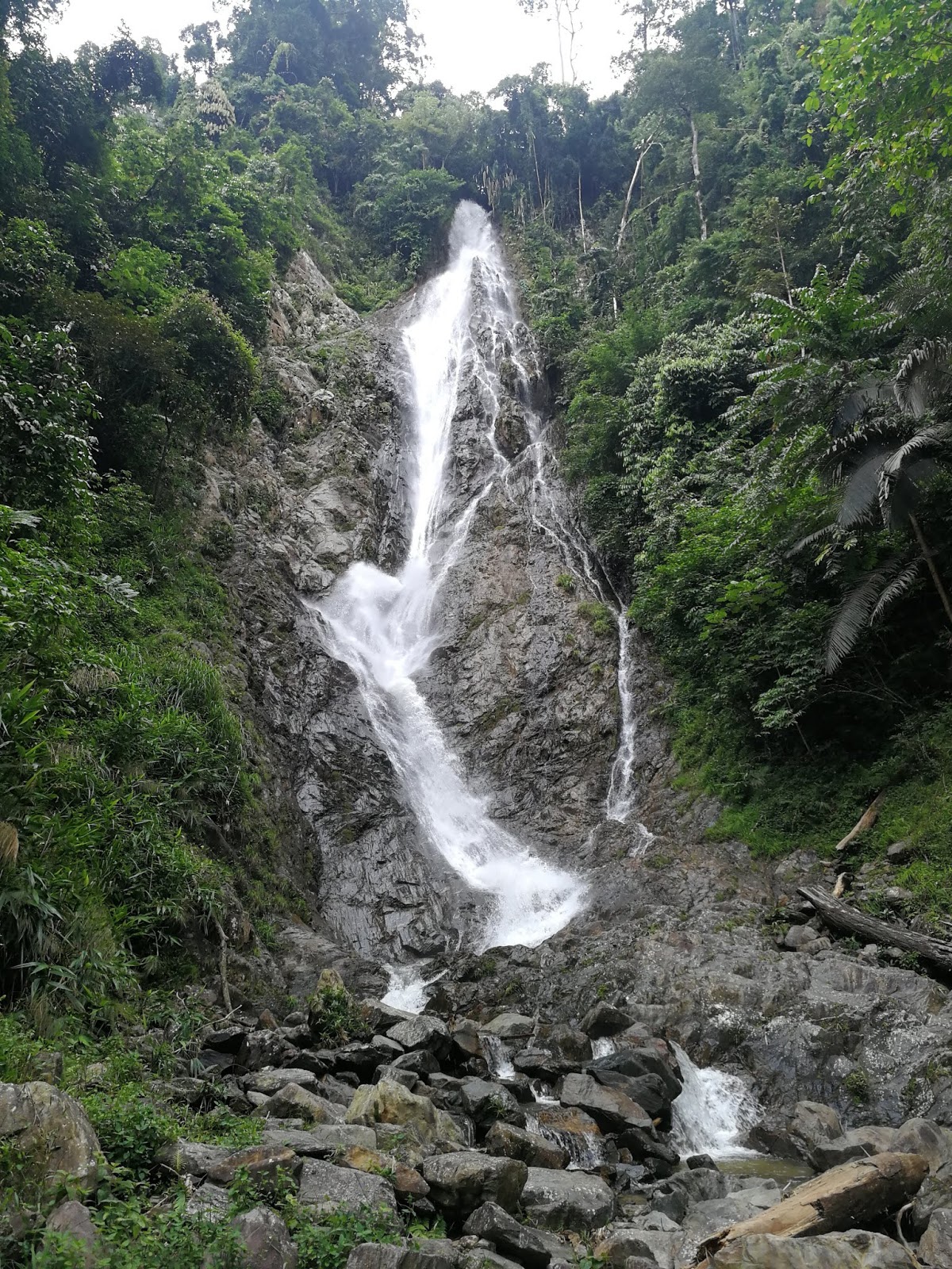 Hiking and Stuff: Gunung Besar Hantu (including Lata Kijang)