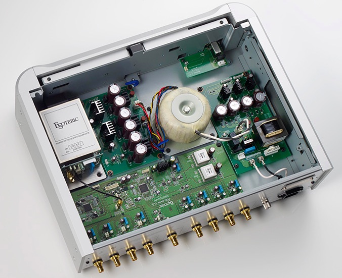 NEW ESOTERIC G-01X MASTER CLOCK GENERATOR – Ultimate High-Fidelity